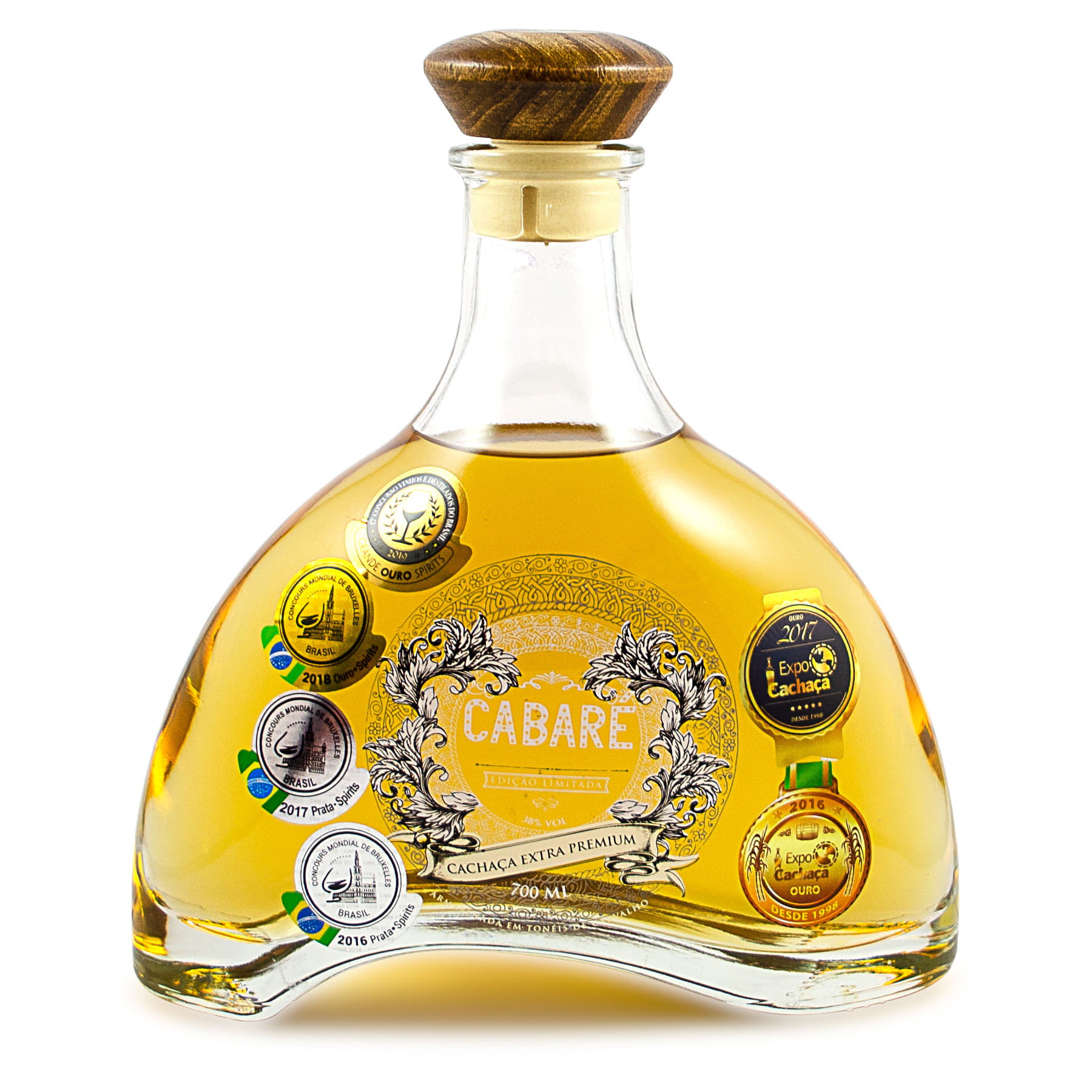 Cachaça CABARÉ Extra Premium 700ml | Compre Online